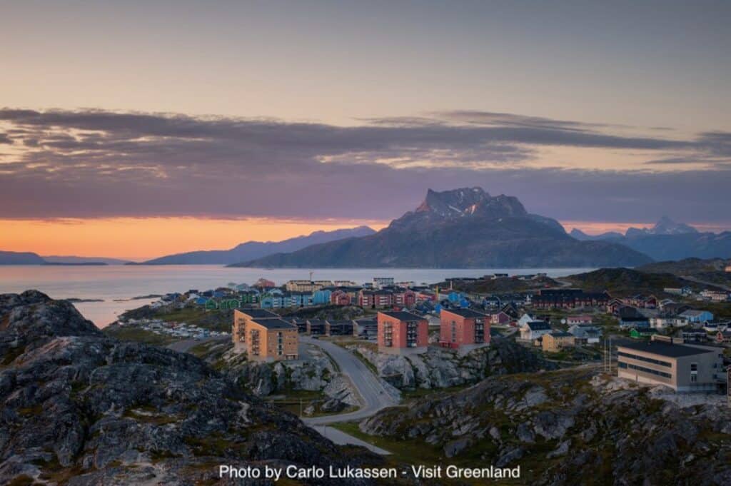 Den Ultimative Rejseguide til Nuuk | Guide to Greenland : Guide to ...