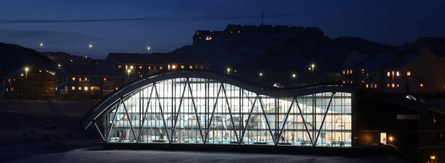 Silent swimming in Malik | Guide to Greenland